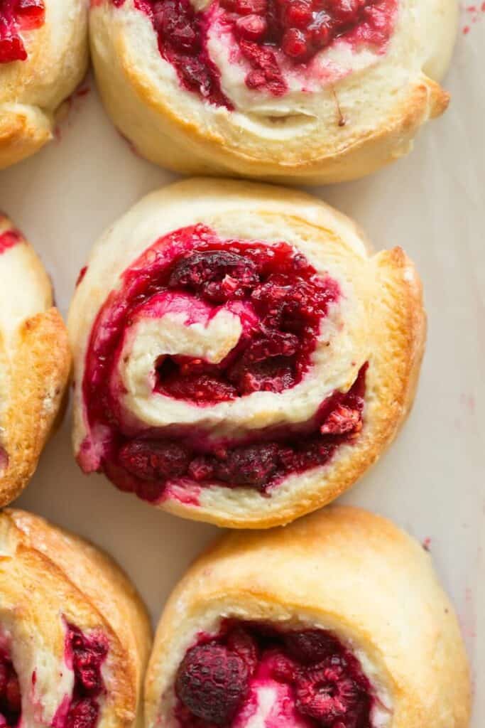 Easy Raspberry Sweet Rolls- No Yeast! - The Big Man's World
