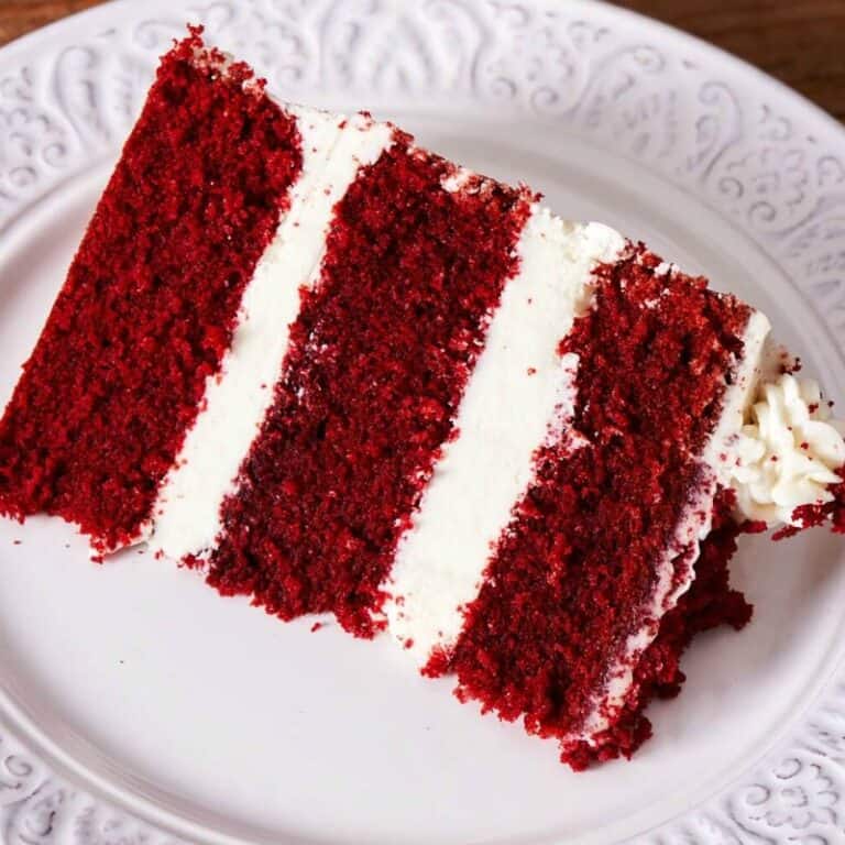 Keto Red Velvet Cake {2g carbs} - The Big Man's World
