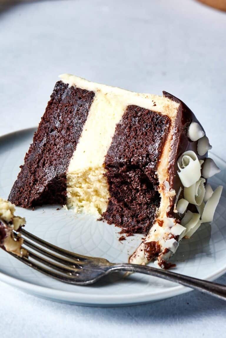 Cheesecake Cake - The Big Man's World