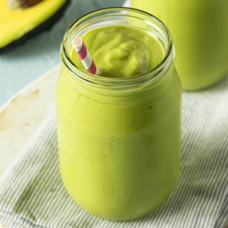Avocado Smoothie With 3 Ingredients | Low Carb and Gluten Free