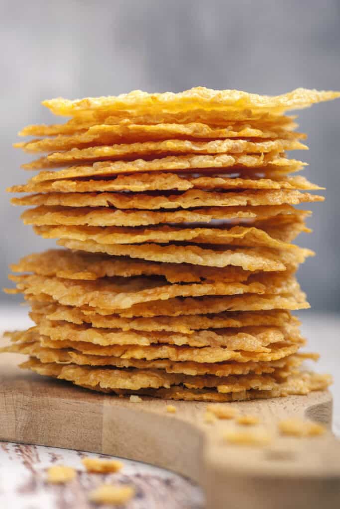 40 EASY Keto Snacks (Sweet and salty!) - The Big Man's World