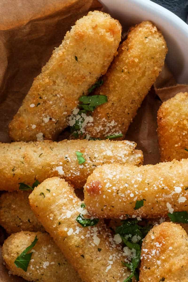 Keto Mozzarella Sticks Only 1 Gram Carbs The Big Man s World