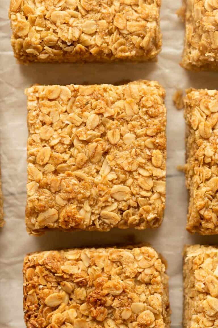 Easy Flapjacks {Classic British Recipe} - The Big Man's World