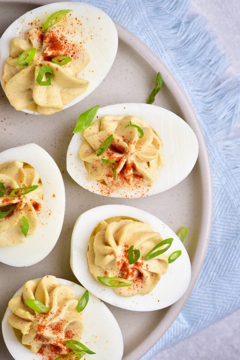 Keto Deviled Eggs Recipe {4 Ingredients!} - The Big Man's World