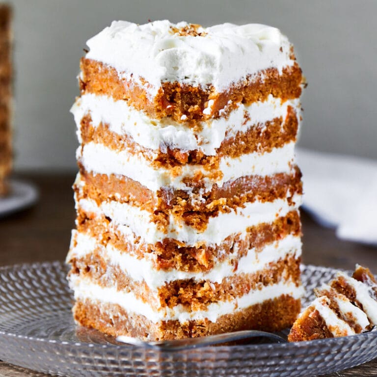 Keto Carrot Cake {3g carbs} - The Big Man's World