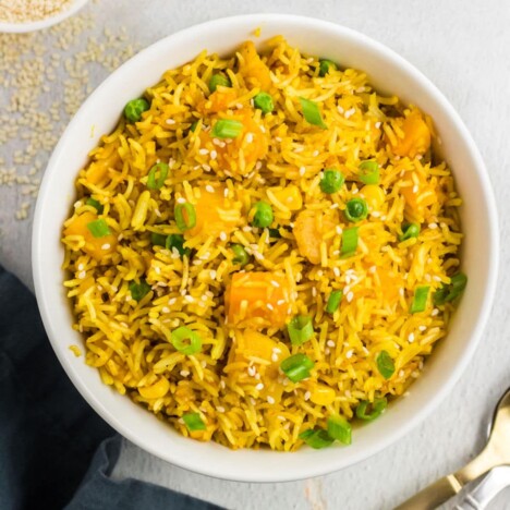 Curry Fried Rice (One dish dinner!)- The Big Man's World