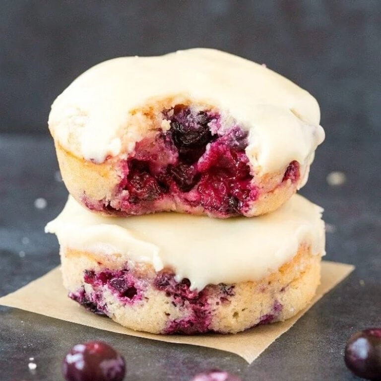 Baked Blueberry Donuts {5 Ingredients} - The Big Man's World