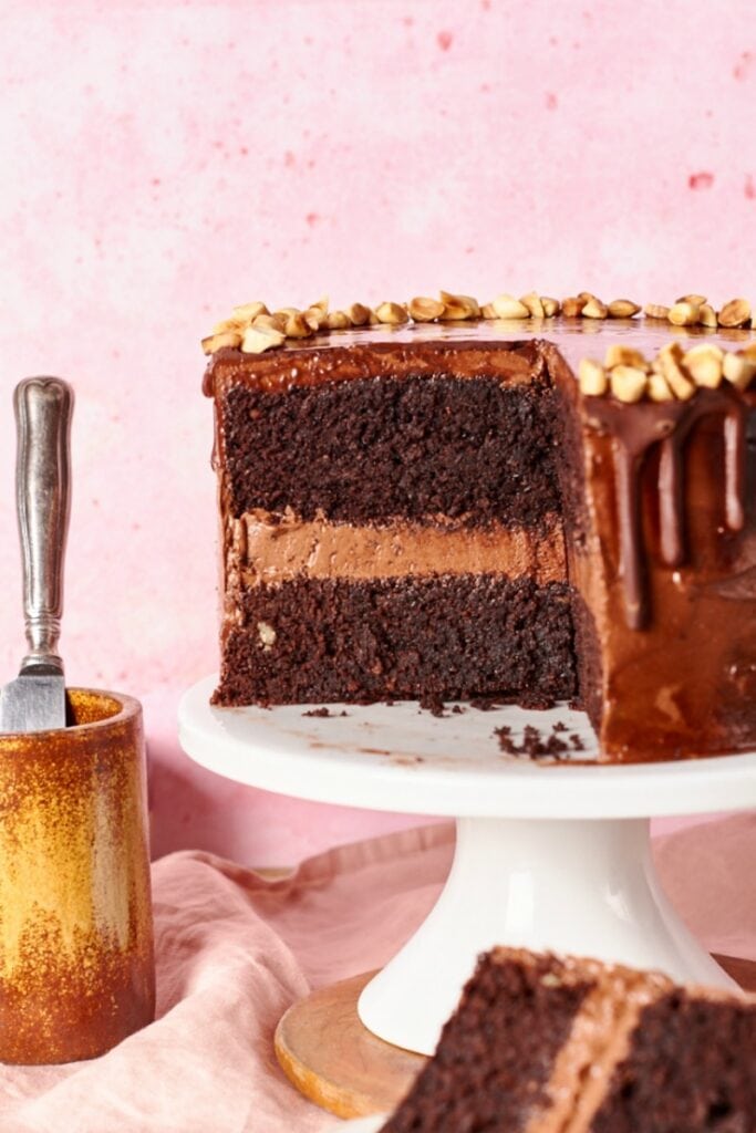 The BEST Keto Chocolate Cake Recipe | No Sugar And No Gluten