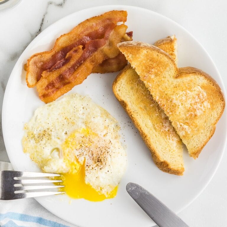 Over Easy Eggs {perfect every time} - The Big Man's World