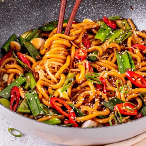 10-Minute Spicy Noodles - The Big Man's World
