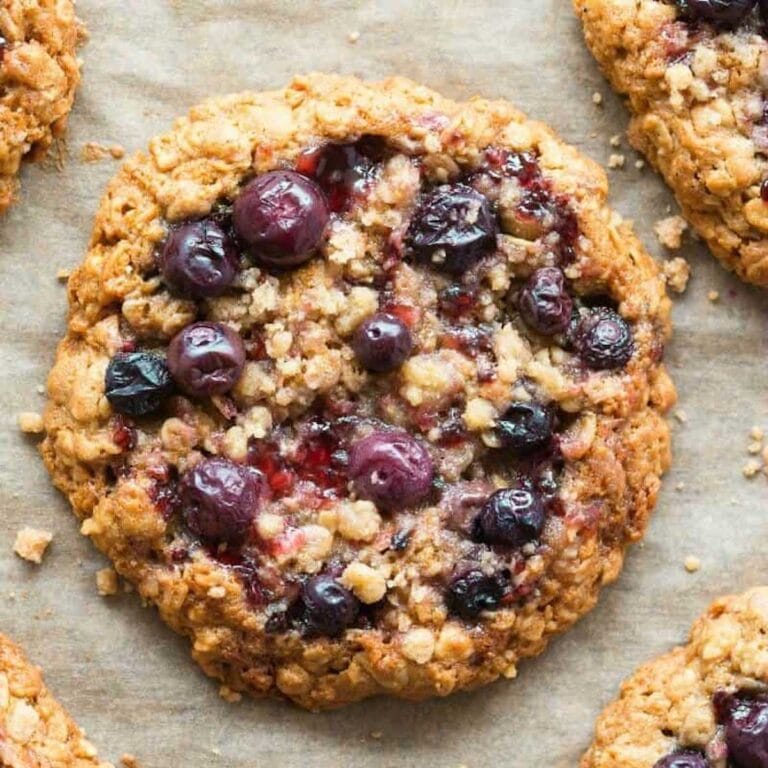 4 Ingredient Blueberry Oatmeal Cookies - The Big Man's World
