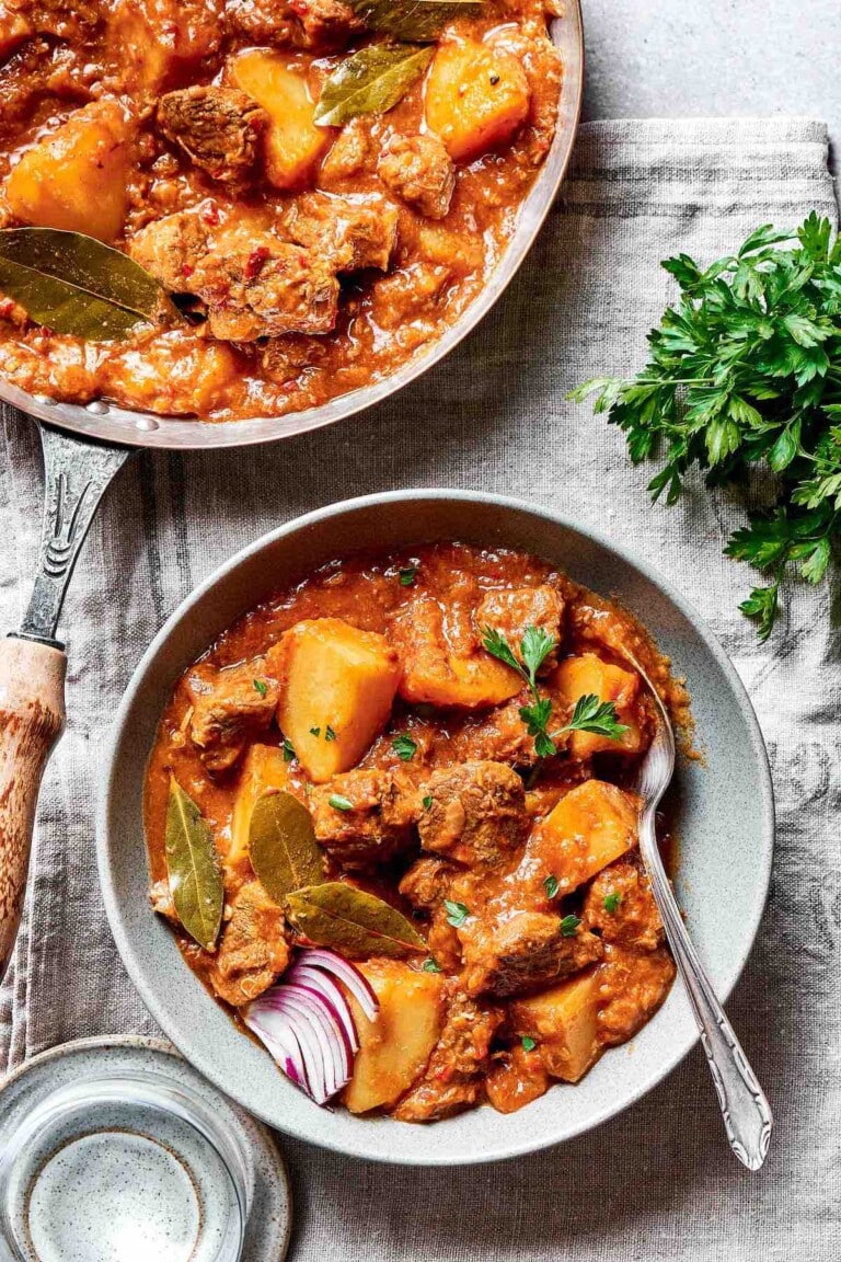 Lamb Vindaloo {Easy Authentic Indian Recipe}