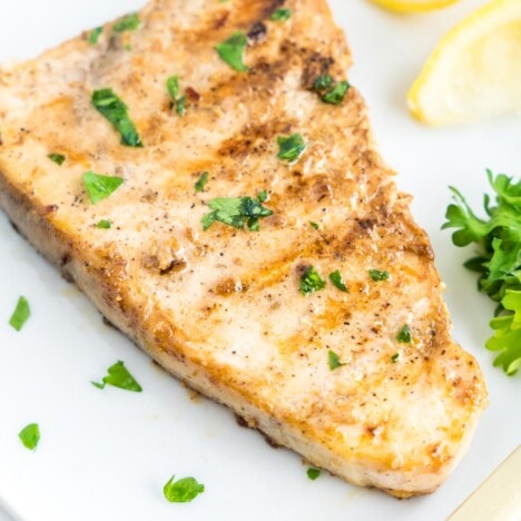 Grilled Swordfish Recipe {8 Minutes} - The Big Man's World