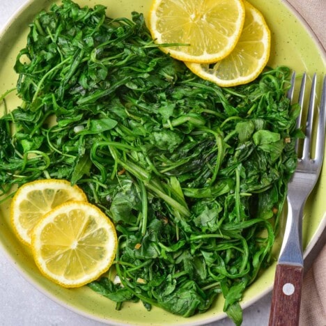 Sautéed Arugula {3 Minute Recipe!} - The Big Man's World