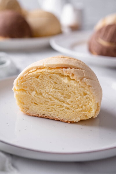 Concha Recipe (Mexican Pan Dulce) - The Big Man's World
