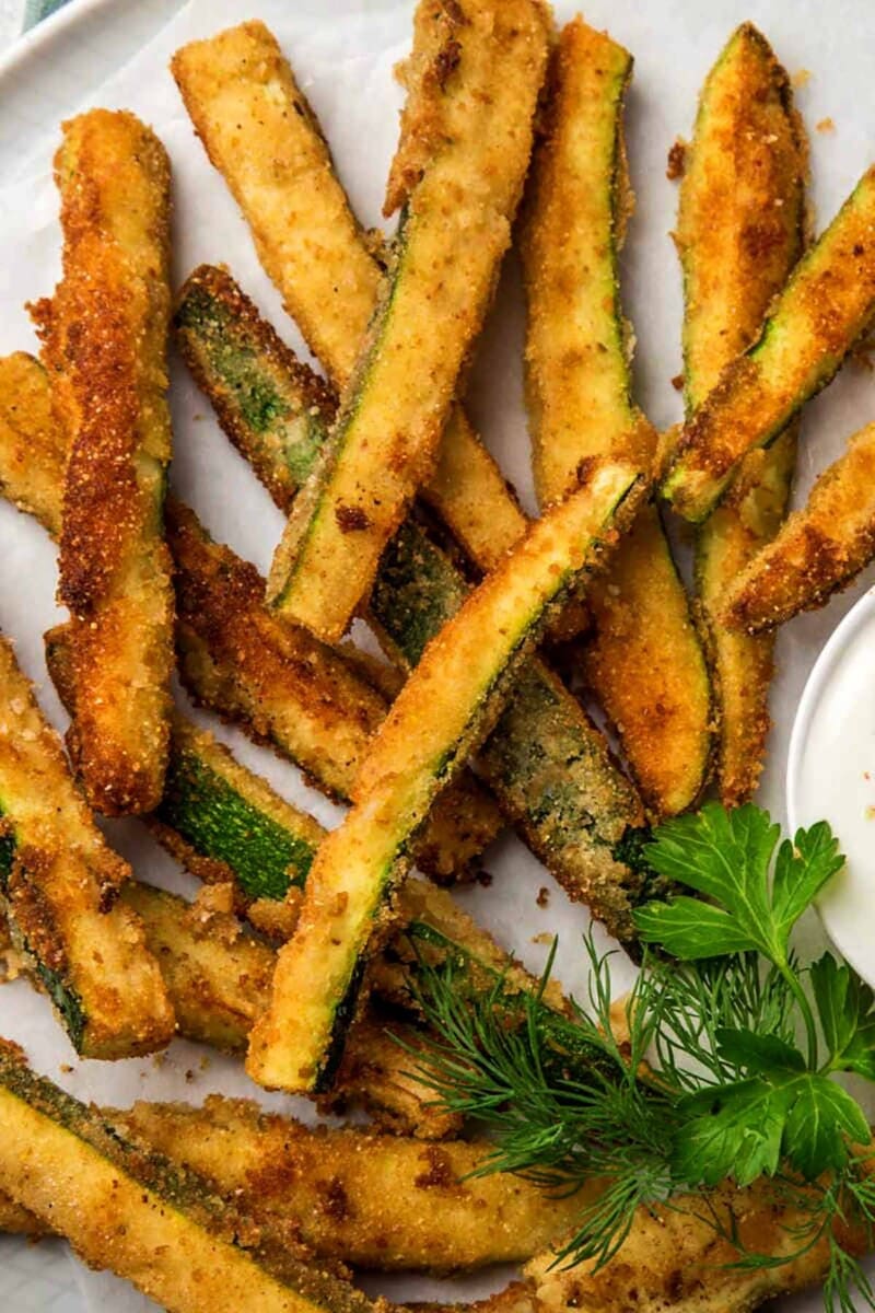 Crispy Baked Zucchini Fries (4 Ingredients)