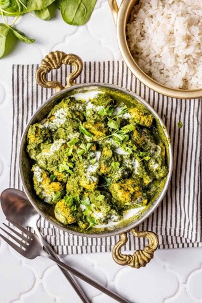 Chicken Saag Recipe (Restaurant Style)