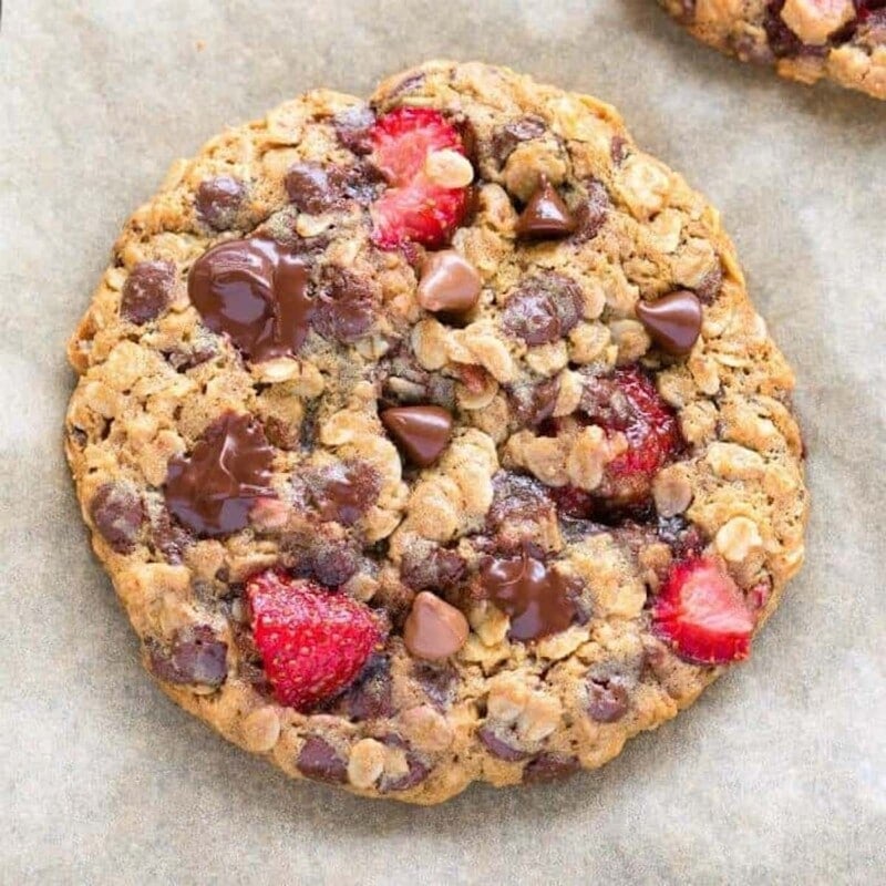 Strawberry Cookies {4 Ingredient Recipe} - The Big Man's World