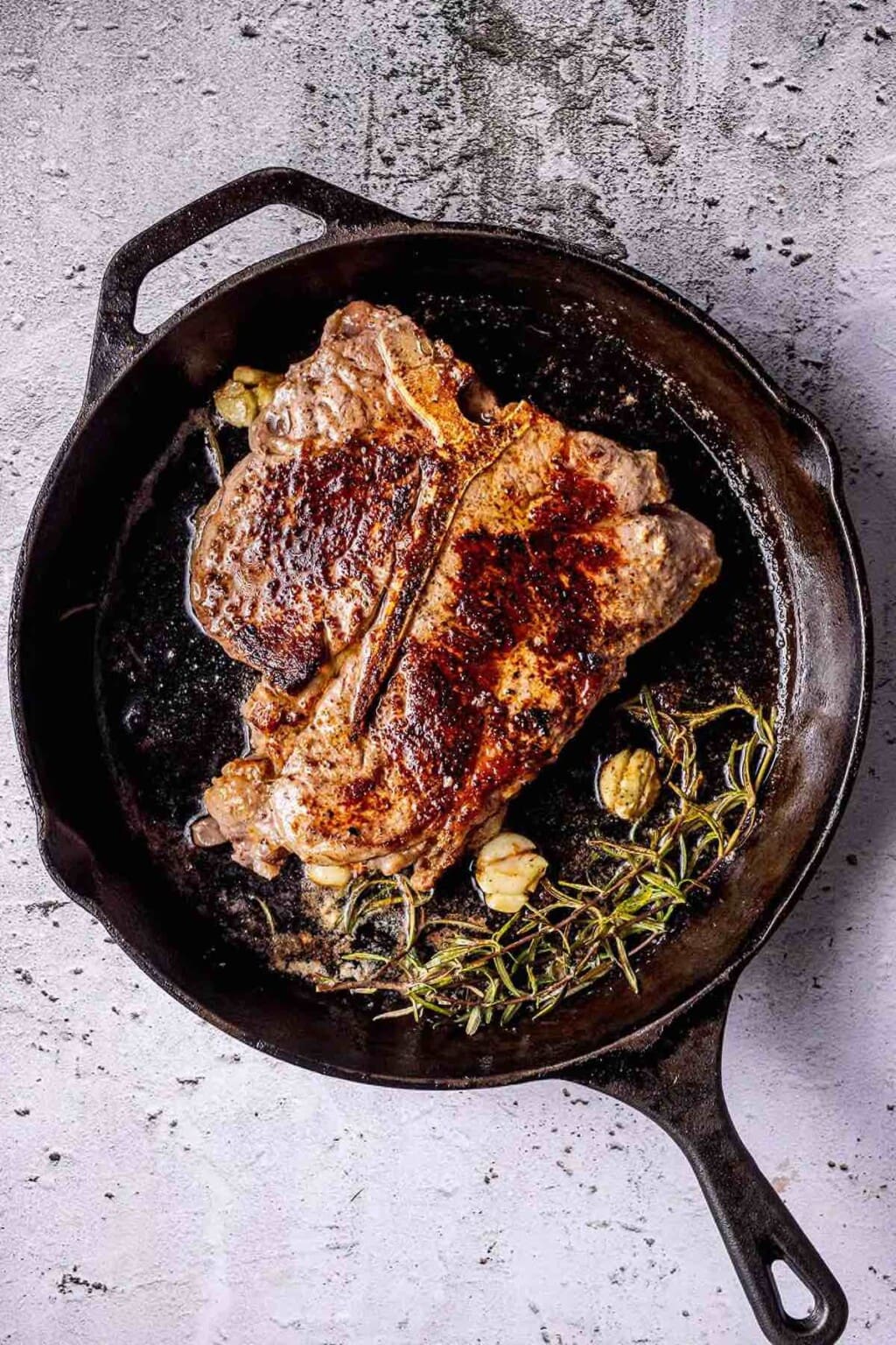 Pan Seared Steak {8 Minutes} - The Big Man's World