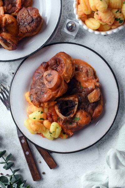 Braised Veal Shanks {Fall-Off-The-Bone} - The Big Man's World