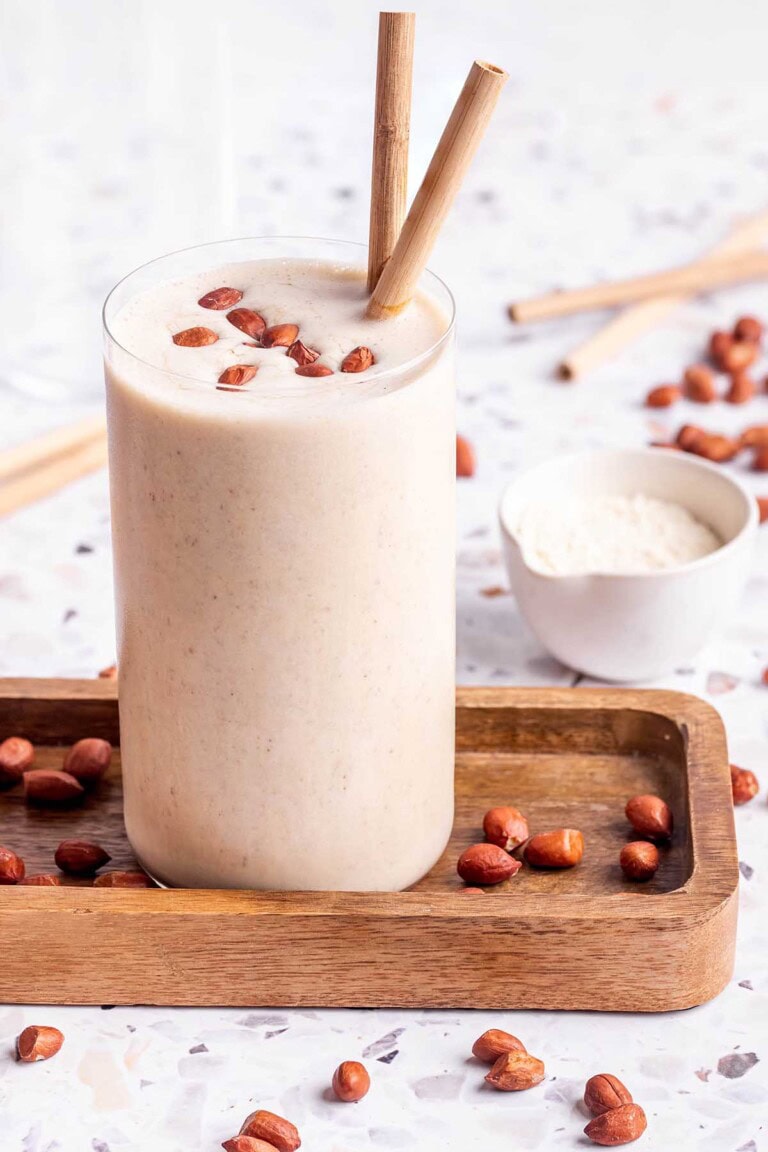 Peanut Butter Protein Shake {20g protein} - The Big Man's World