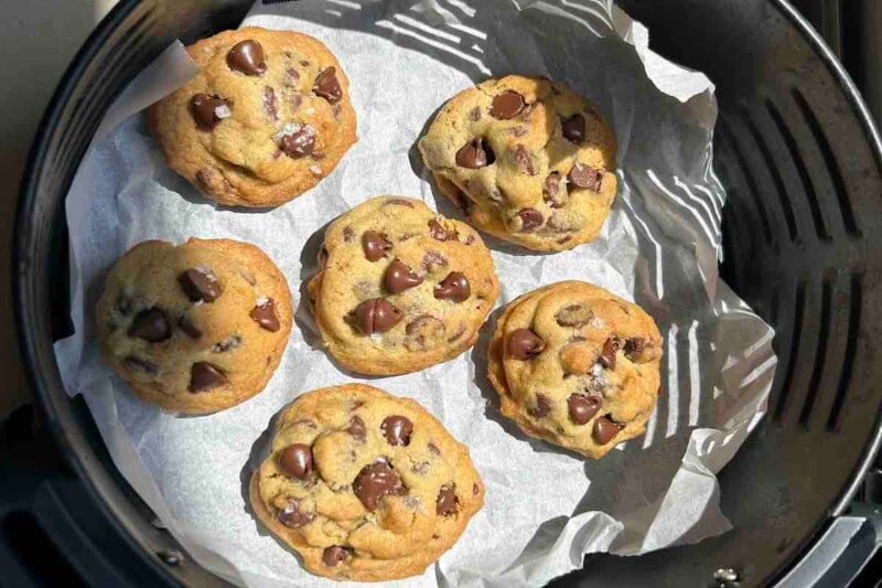 7-Minute Air Fryer Cookies - The Big Man's World