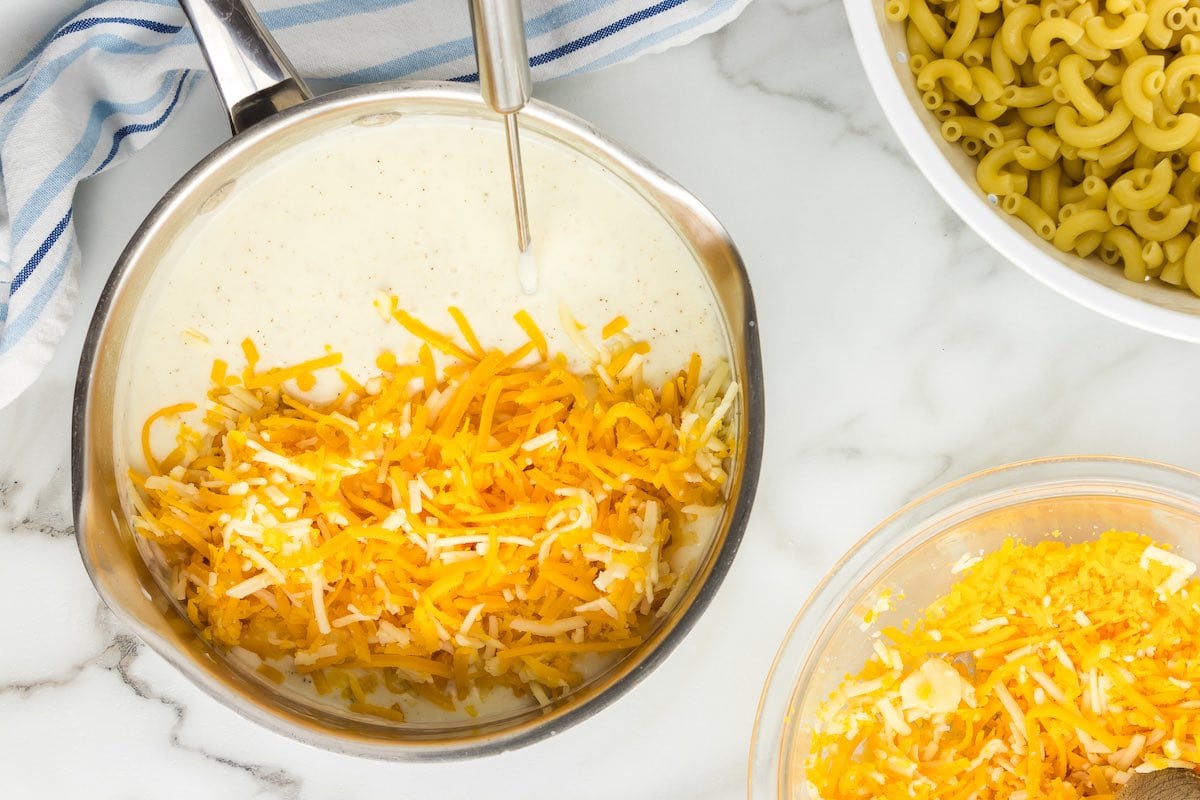 Smoked Mac And Cheese {foolproof recipe} - The Big Man's World