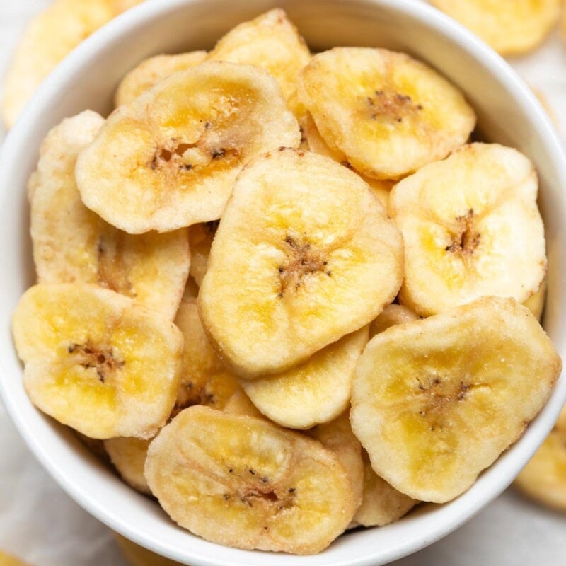 Banana Chips Recipe {air fryer or oven} - The Big Man's World