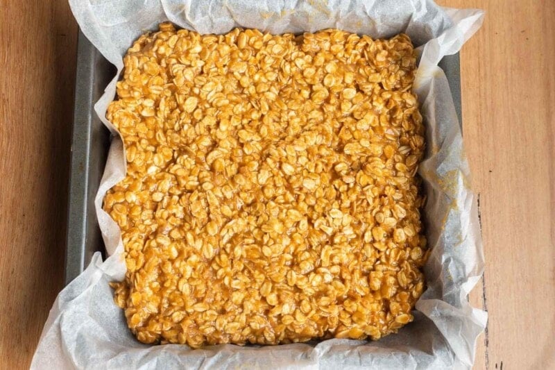 Oatmeal Breakfast Bars {3 Ingredients} - The Big Man's World
