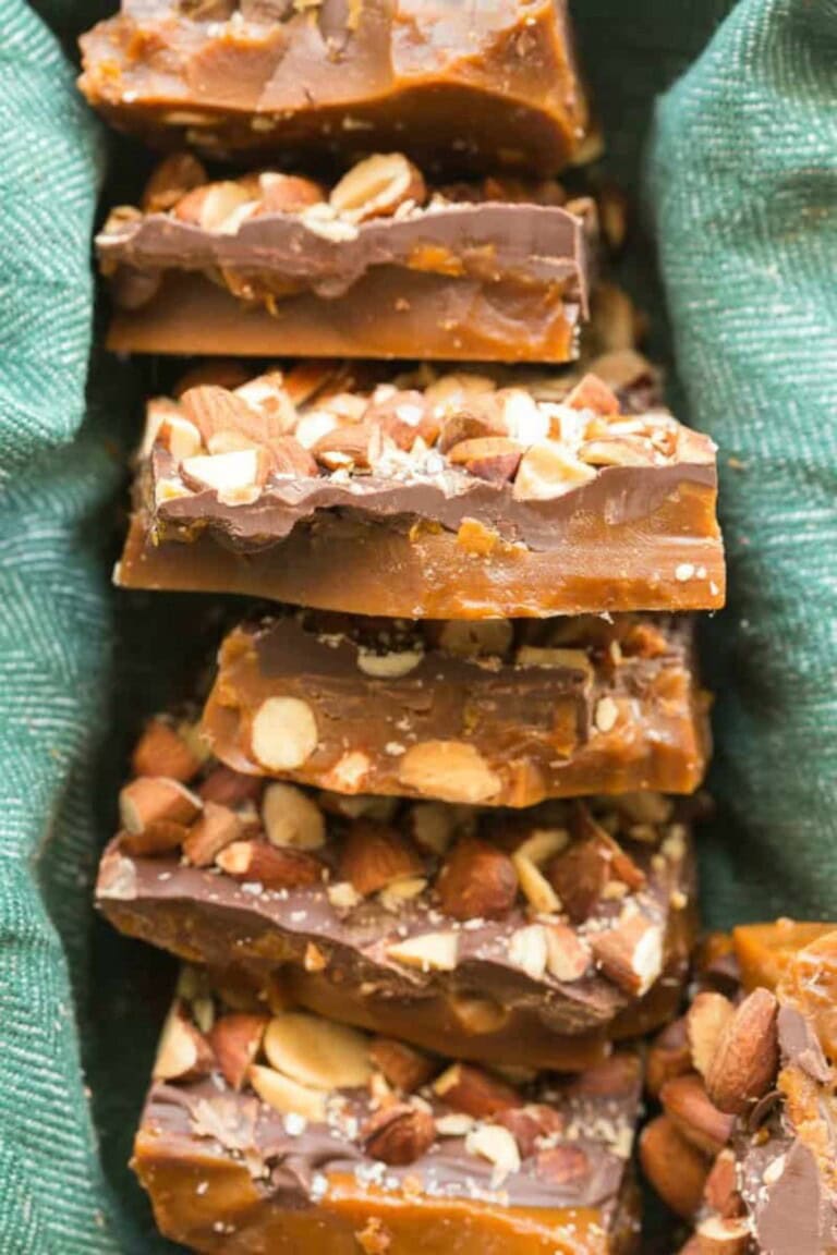 Homemade Almond Roca {4 Ingredients} - The Big Man's World