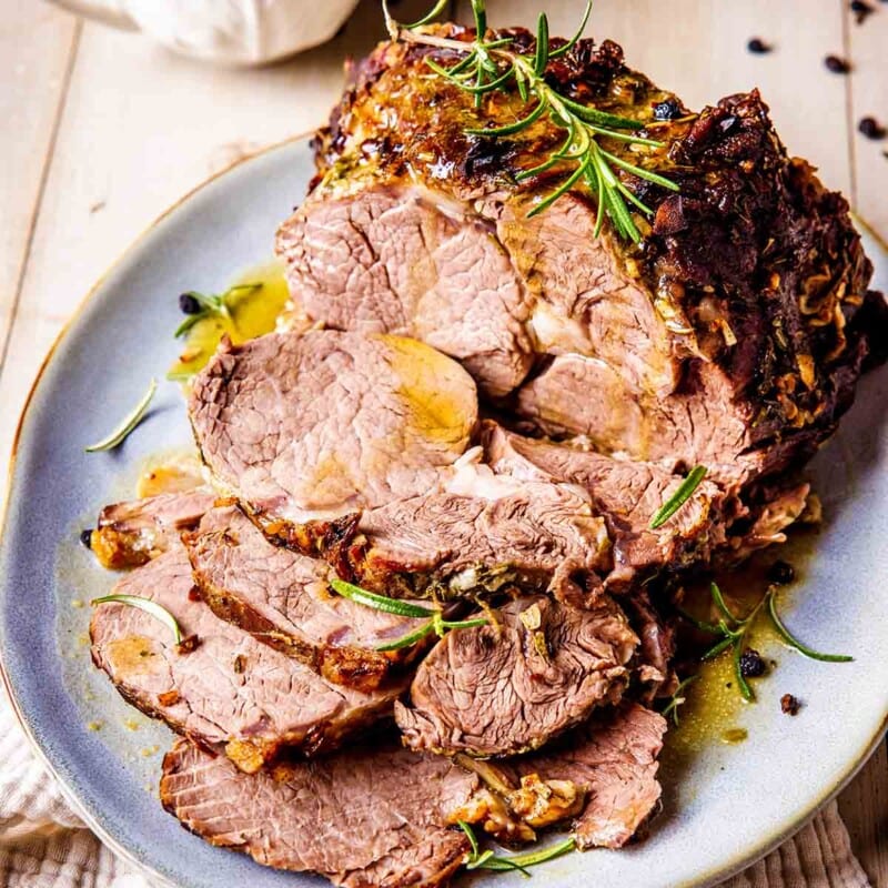 Chuck Tender Roast {SO Juicy & Tender} - The Big Man's World Chuck Tender Roast {SO Juicy & Tender} - The Big Man's World