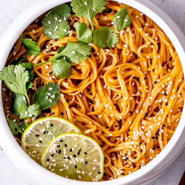 10-Minute Curry Noodles Recipe - The Big Man's World
