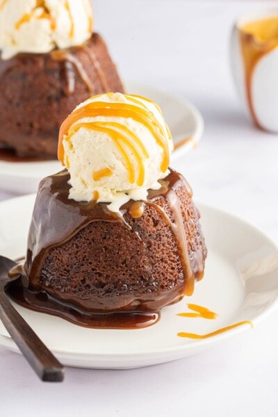 Sticky Date Pudding {Foolproof Recipe} - The Big Man's World