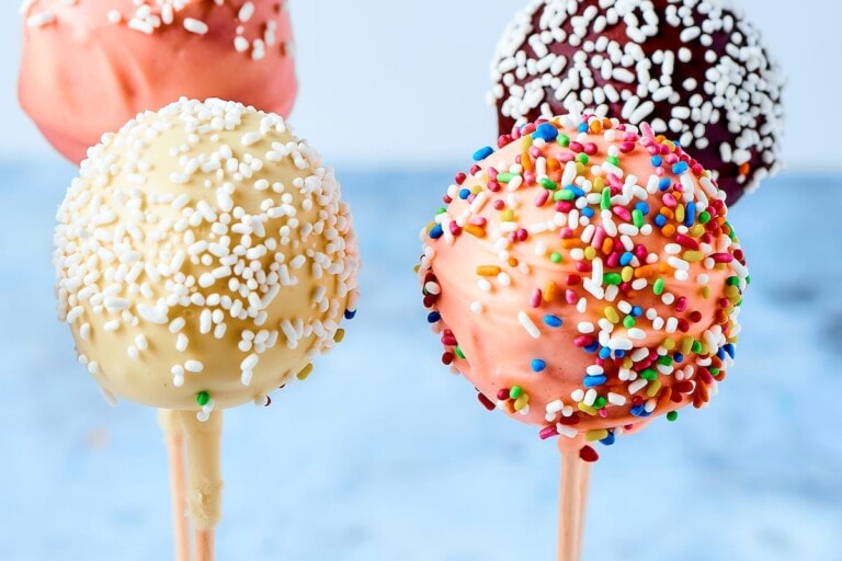 Cake Pop Recipe {Better than Starbucks} - The Big Man's World