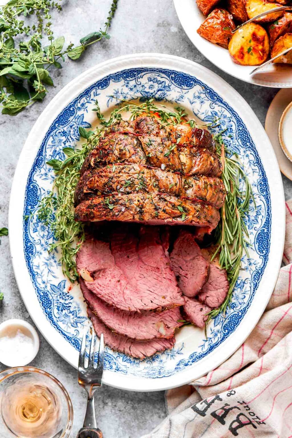 Easy Rump Roast {Juicy & Tender} - The Big Man's World