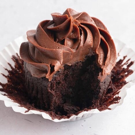 Healthy Cupcakes {Under 150 Calories} - The Big Man's World