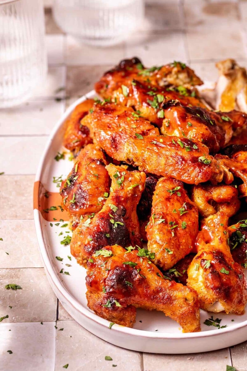 Truly Crispy Hot Wings - The Big Man's World