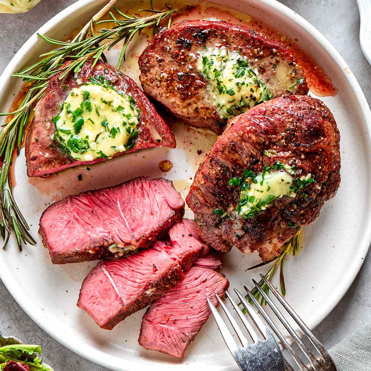 Bacon Wrapped Filet Mignon {under 20 Minutes} The Big Mans World