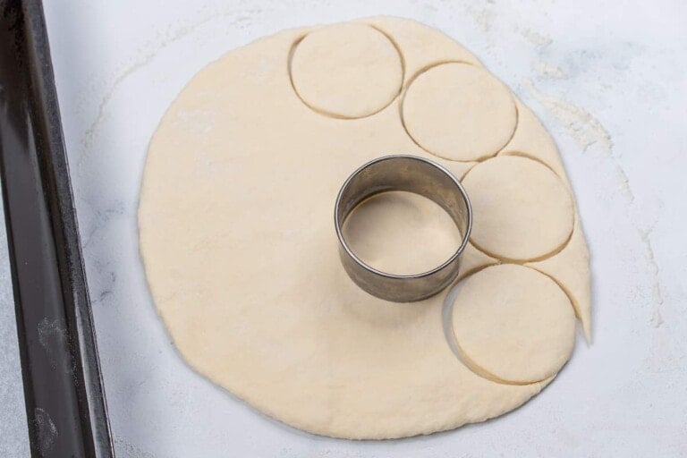 3 Ingredient Biscuits {Perfectly Flaky} - The Big Man's World