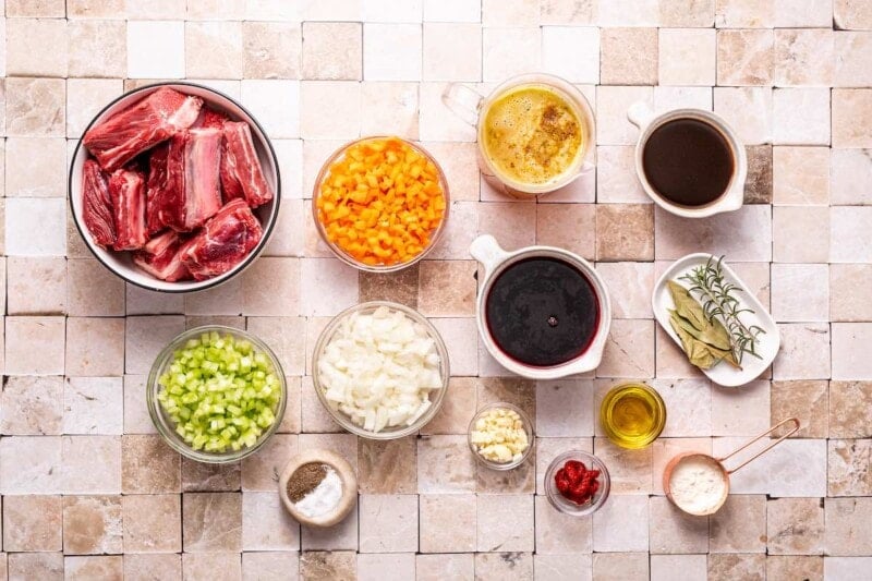 Braised Beef Chuck Short Ribs {Fall-Off-The-Bone} - The Big Man's World