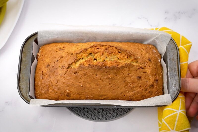 4 Ingredient Banana Bread - The Big Man's World